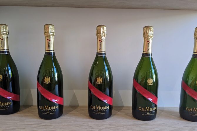 Visitez la Maison de Champagne Mumm à Reims - Mister J